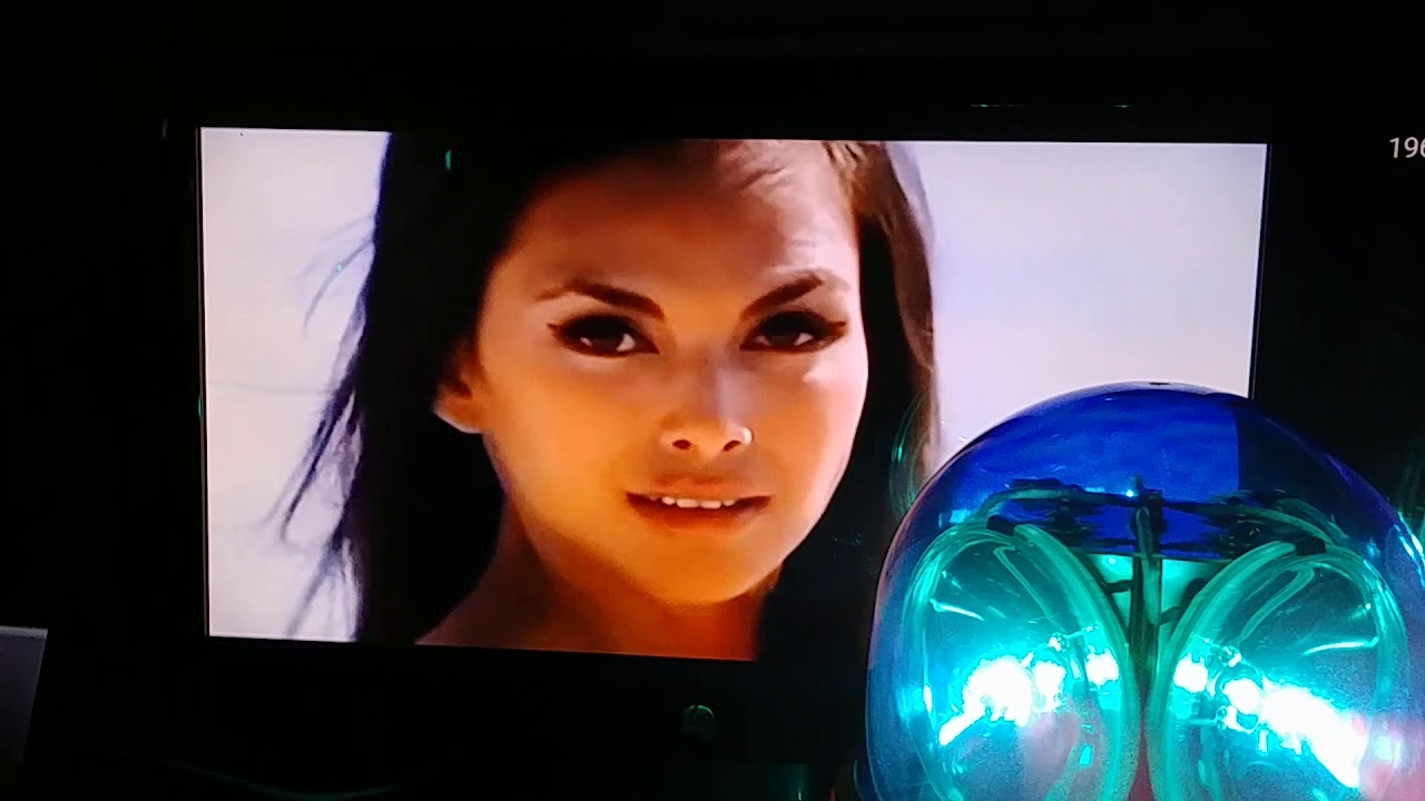 Federal Signal Model 174 "Super Beacon Ray" Hawaii Five-0 Light - YouTube