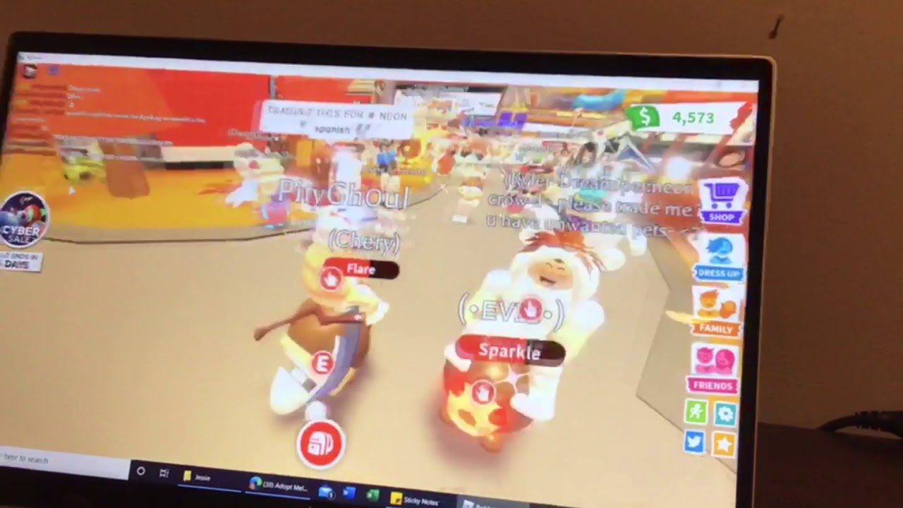 Making Mega King Bee And Seeing What People Trade For It ( Roblox Adopt ...