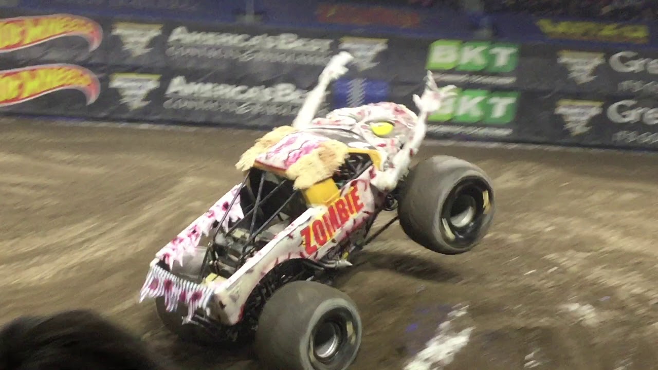 Monster Jam Providence, RI 2018 Saturday Afternoon: Freestyle ...