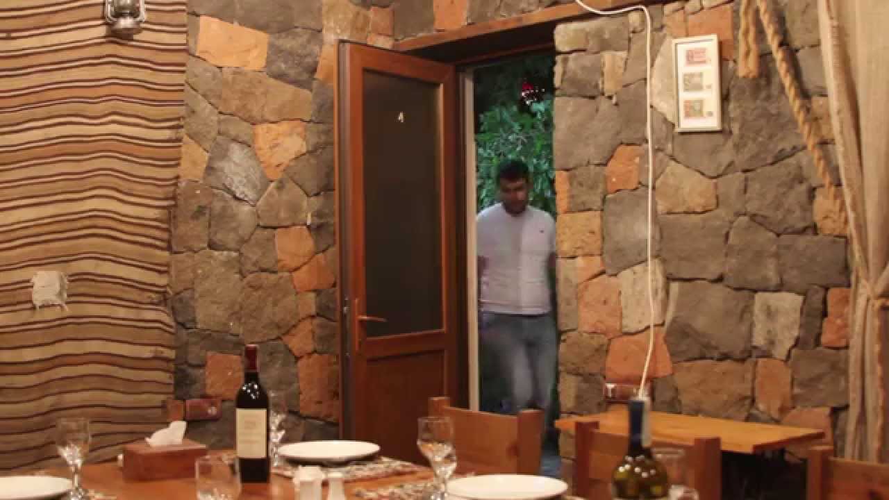 Qursi Restoranayin Hamalir - YouTube