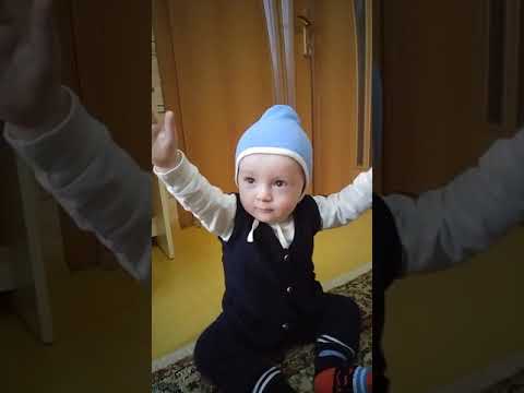 Azərbaycanlı uşağın rəqsi ( Hüseyn )