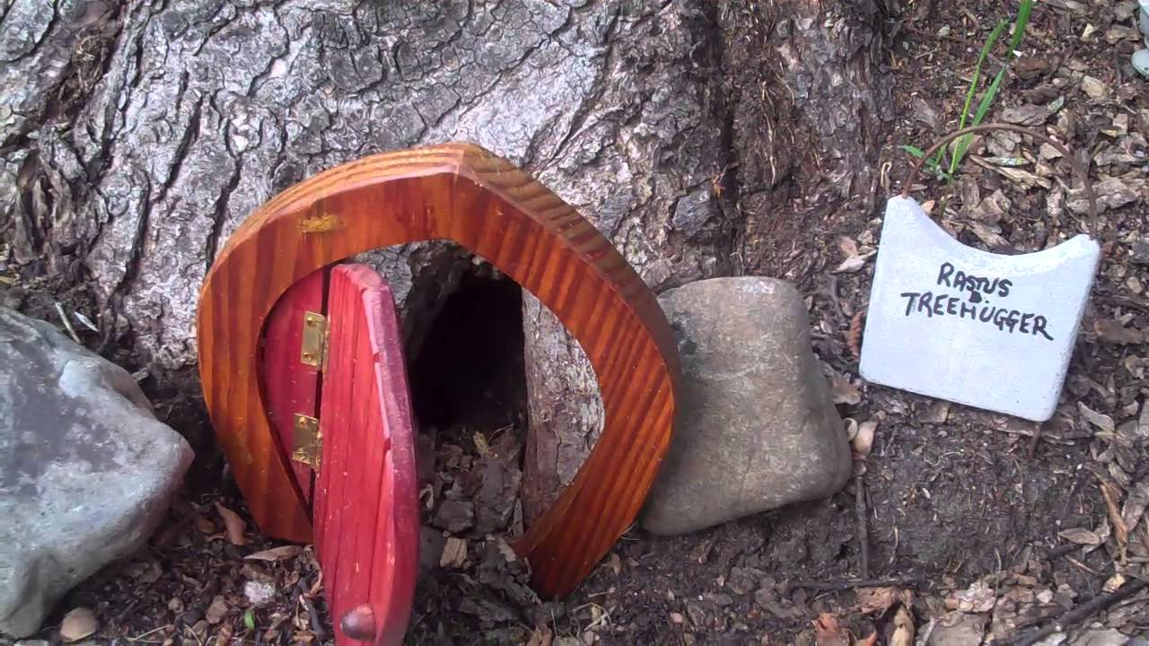 Rastus Treehugger - YouTube