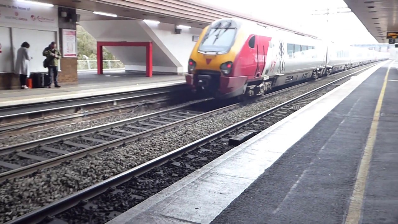 Class 221 pulling out of Birmingham International - YouTube