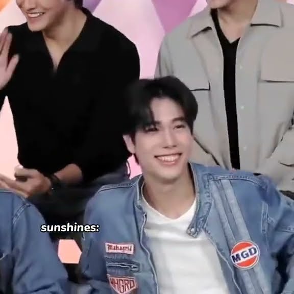 The sunshine protector and their sunshine #gmmtvofficial #gmmtv - YouTube