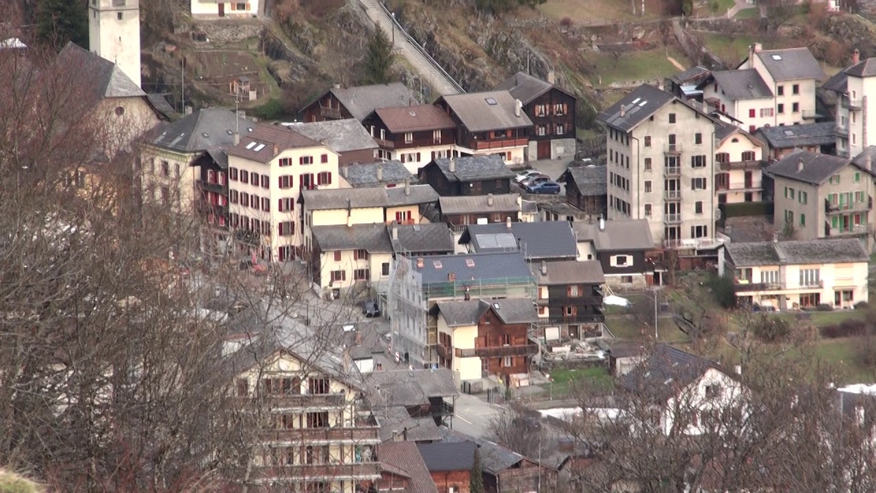 Salvan - Valais Suisse - 11-1-2018 - YouTube