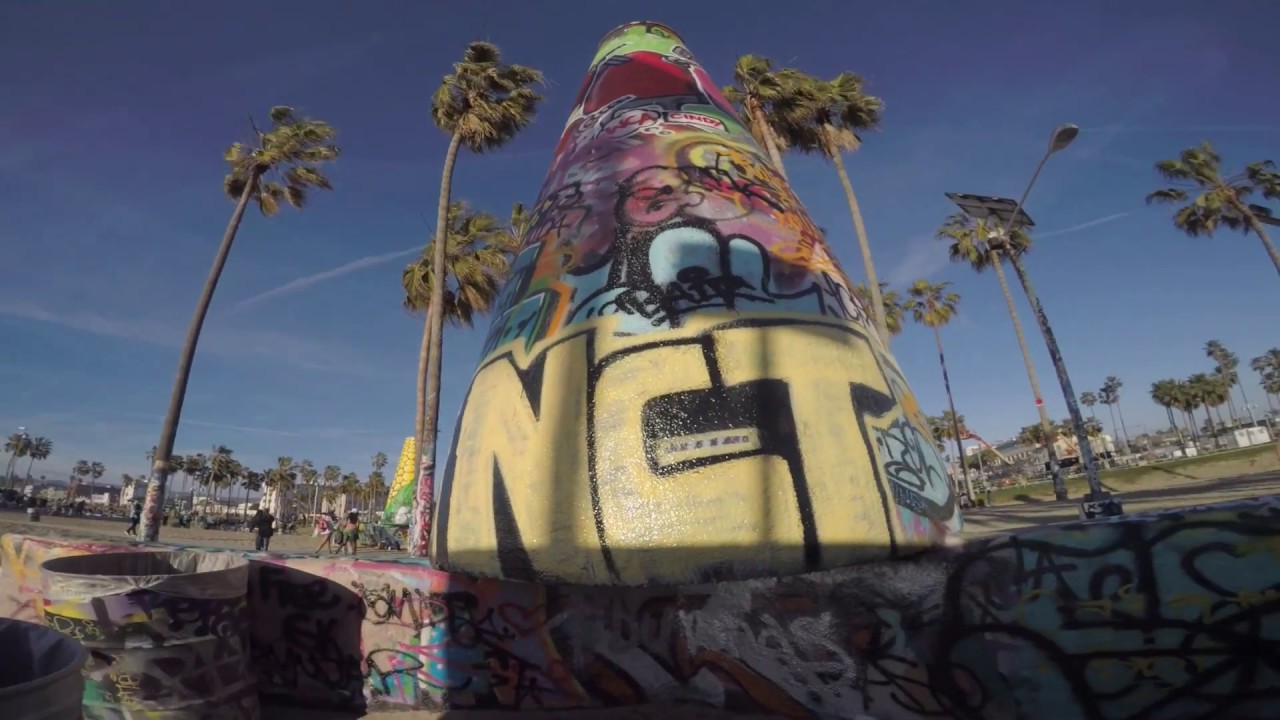 Steezy Skateboards "Runnin' tha Streetz" Full Skateboard Video - YouTube