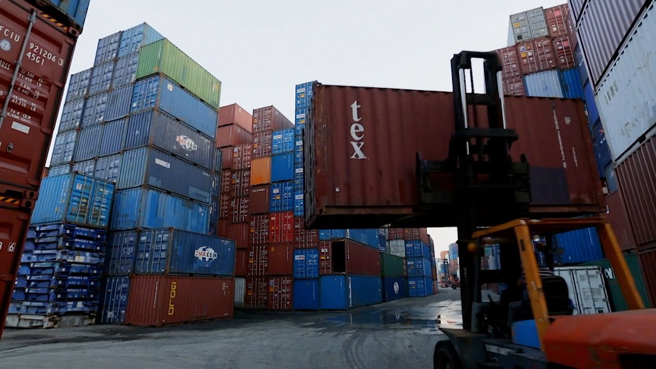 Midwest shippers expand use of Great Lakes - YouTube