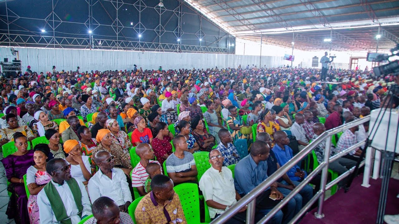 TAZAMA SEHEME FUPI YA IBADA YA KEKI MADHABAHU YA YESU FRESH SPRING ...