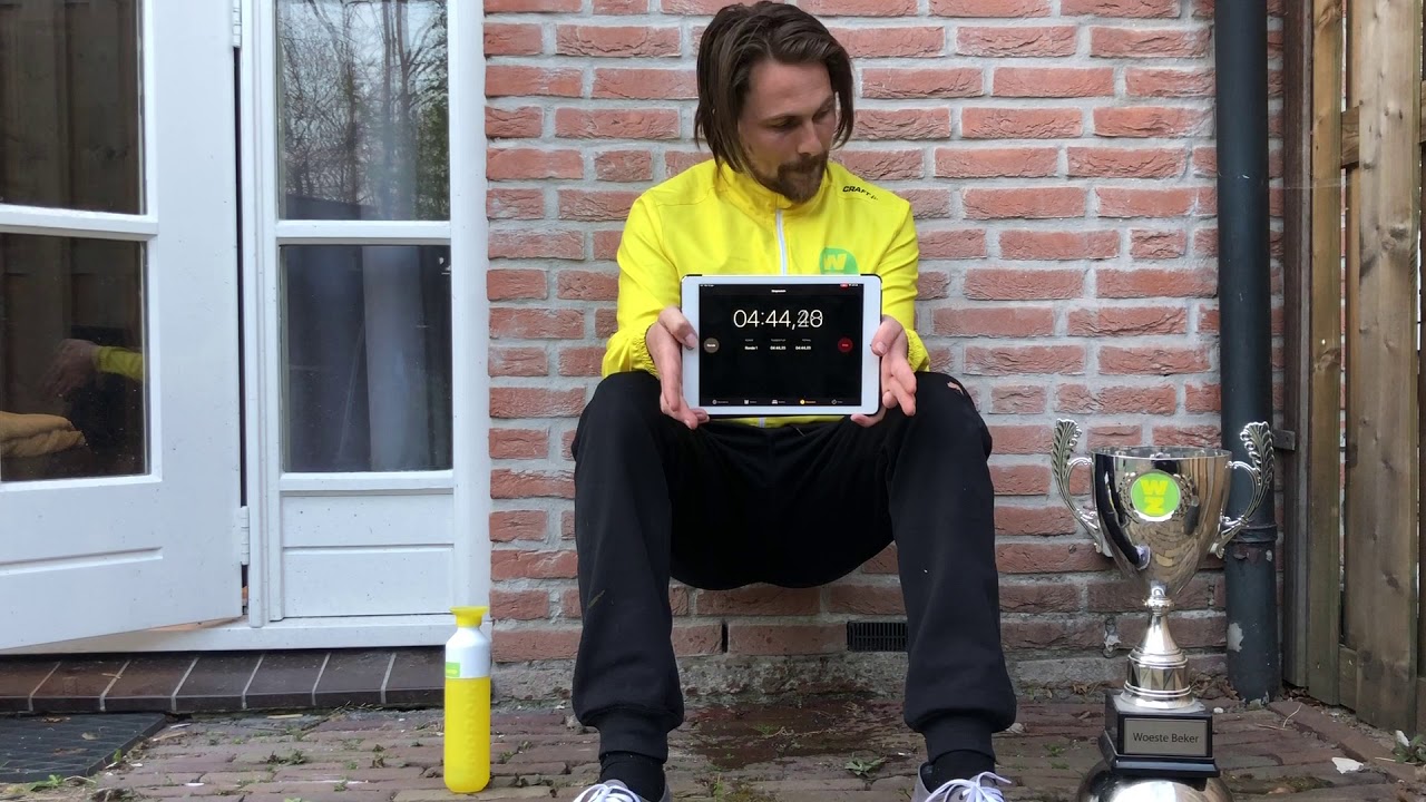 Thuis met Woest Zuid: muurzitten - YouTube
