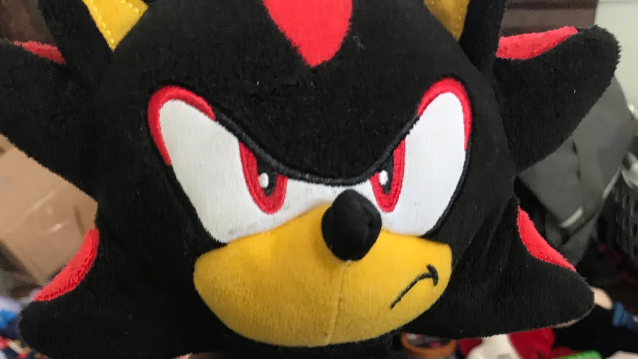 Tails Is acting so weird - YouTube