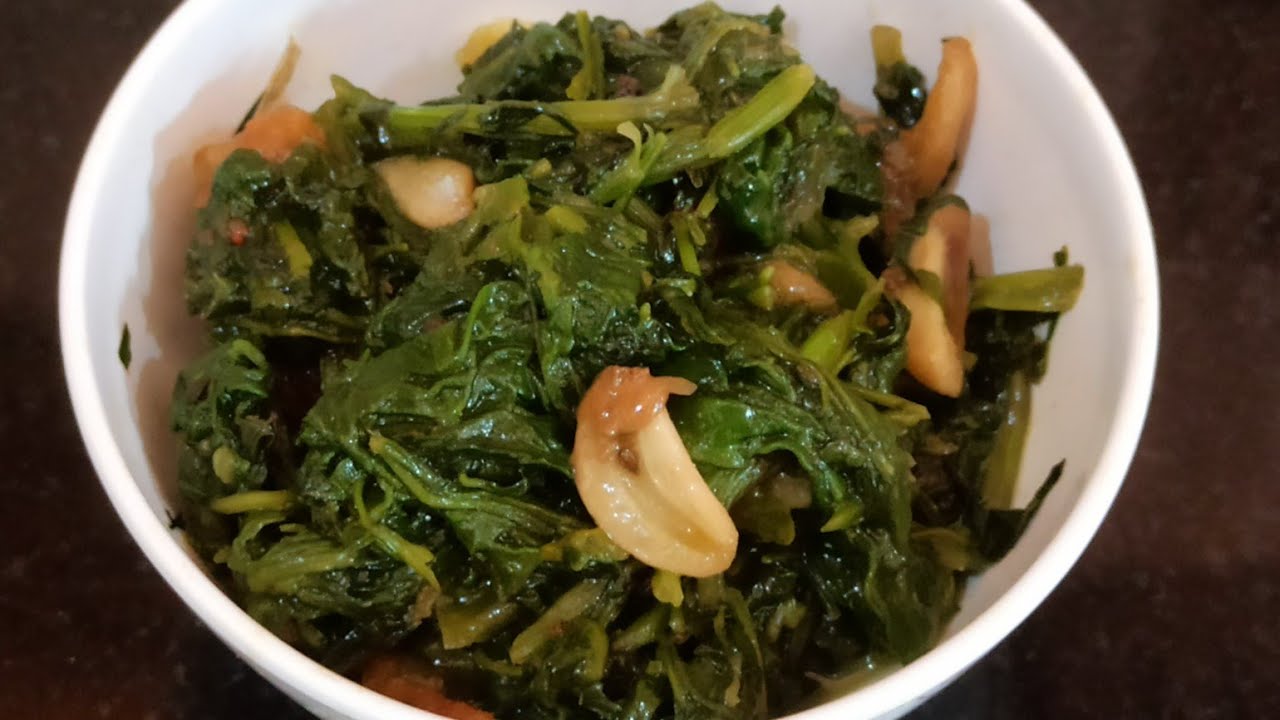 Easy and healthy recipe green leaves | Palak, chamsur aur methi saag ...