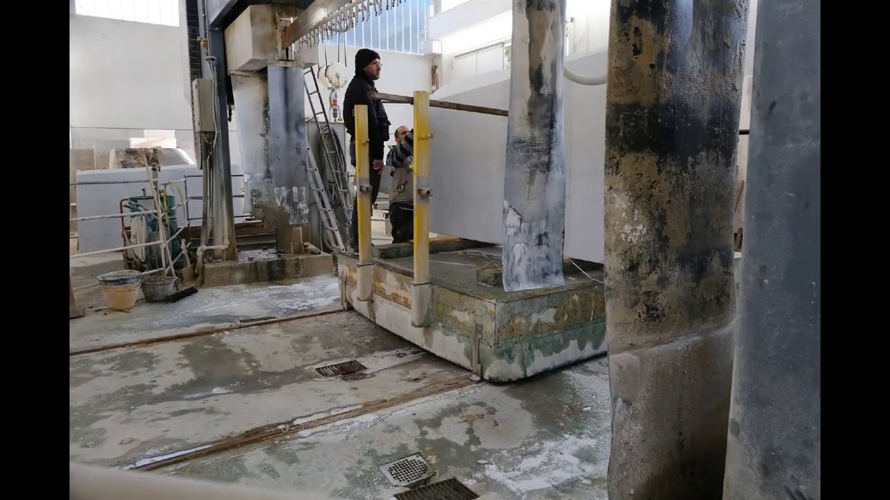 Cutting a Carrara Marble block from Savema Time lapse - YouTube
