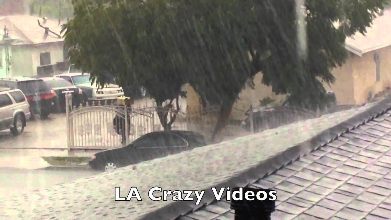Mailman Working In The Middle of a Huge Storm in Los Angeles 2014 - YouTube