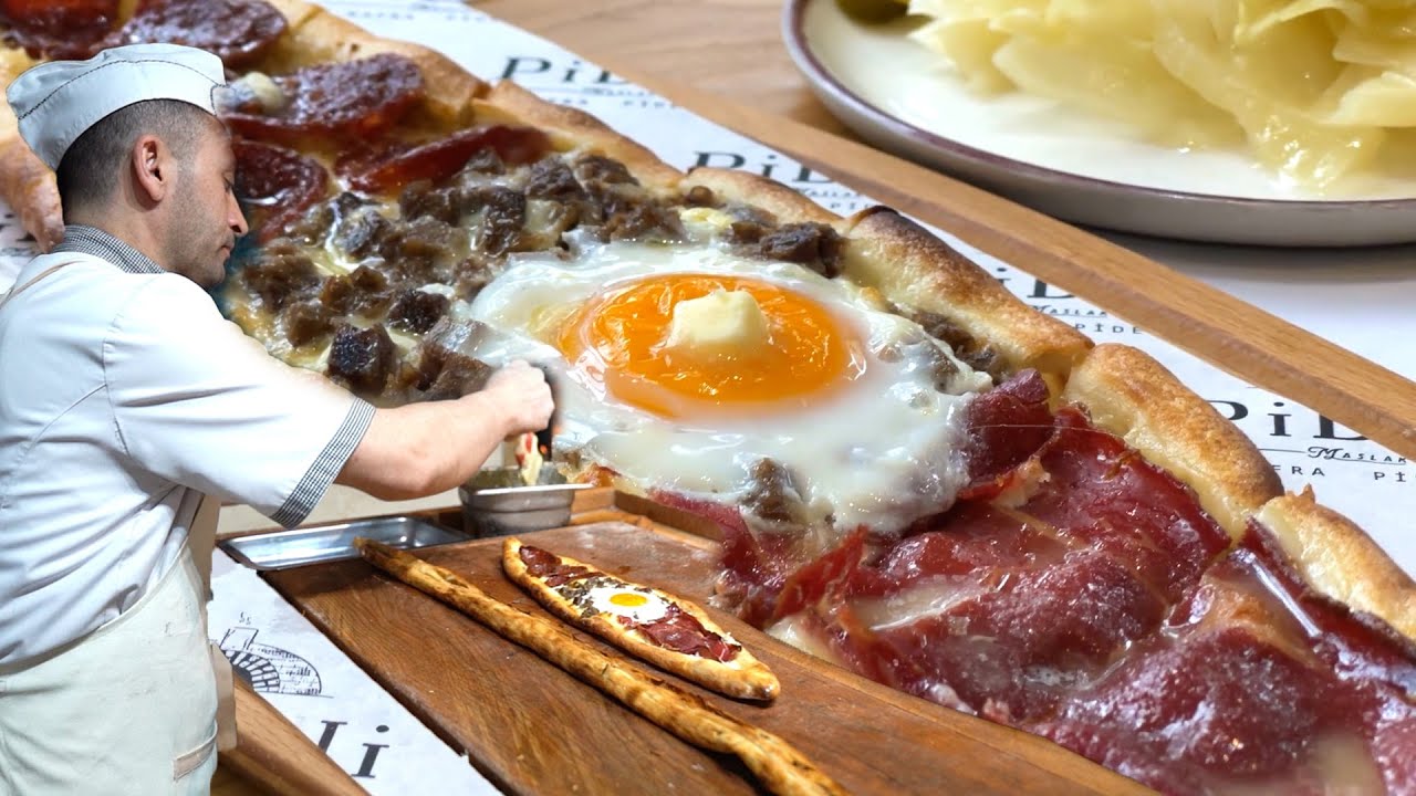 Legendary BAFRA PIDE in Istanbul ! Some call it Turkish Flat Bread ...