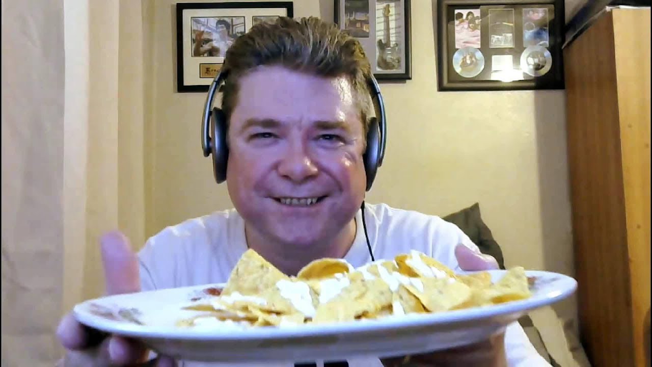 ASMR MUKBANG Eating Doritos With Ranch Dressing And Drinking Ice Cold ...