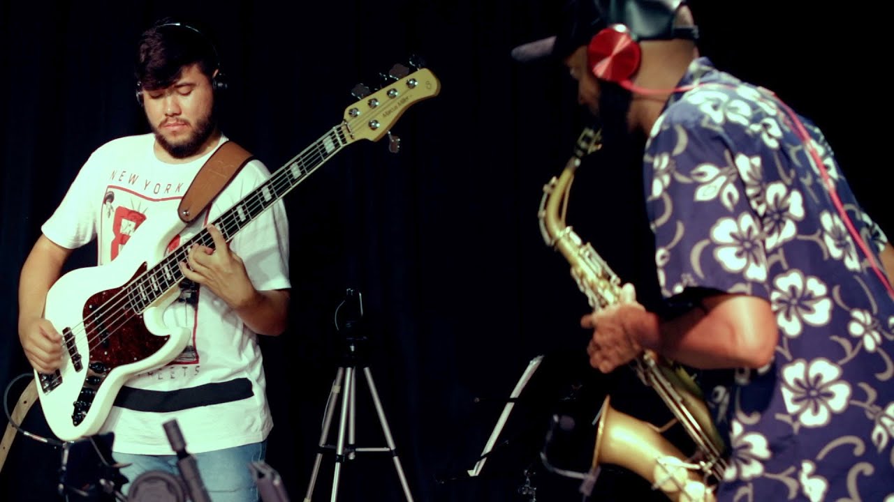 #6 - Groovatom feat Danilo Macapá - Um Tributo a Tom Jobim - Música: Insensatez - YouTube