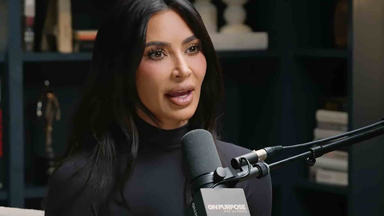 Kim Kardashian's Comedy Debut: The 5th Wheel - YouTube