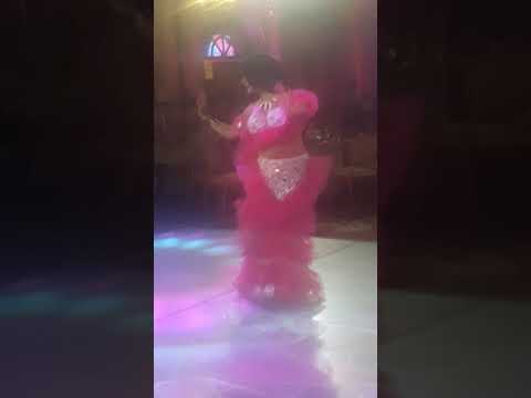 الراقصه صوفيا ترقص على مقطوعه موسيقيه روعه فى احد الافراح شاهد