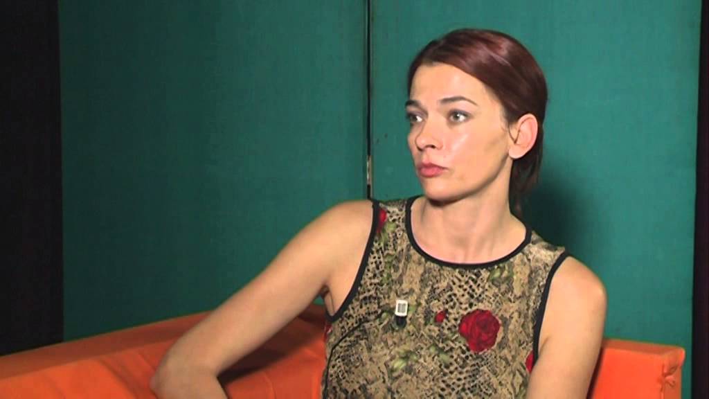 (Elsa Demo) EMA ANDREA SPECIALE ABCNews 2013 - YouTube