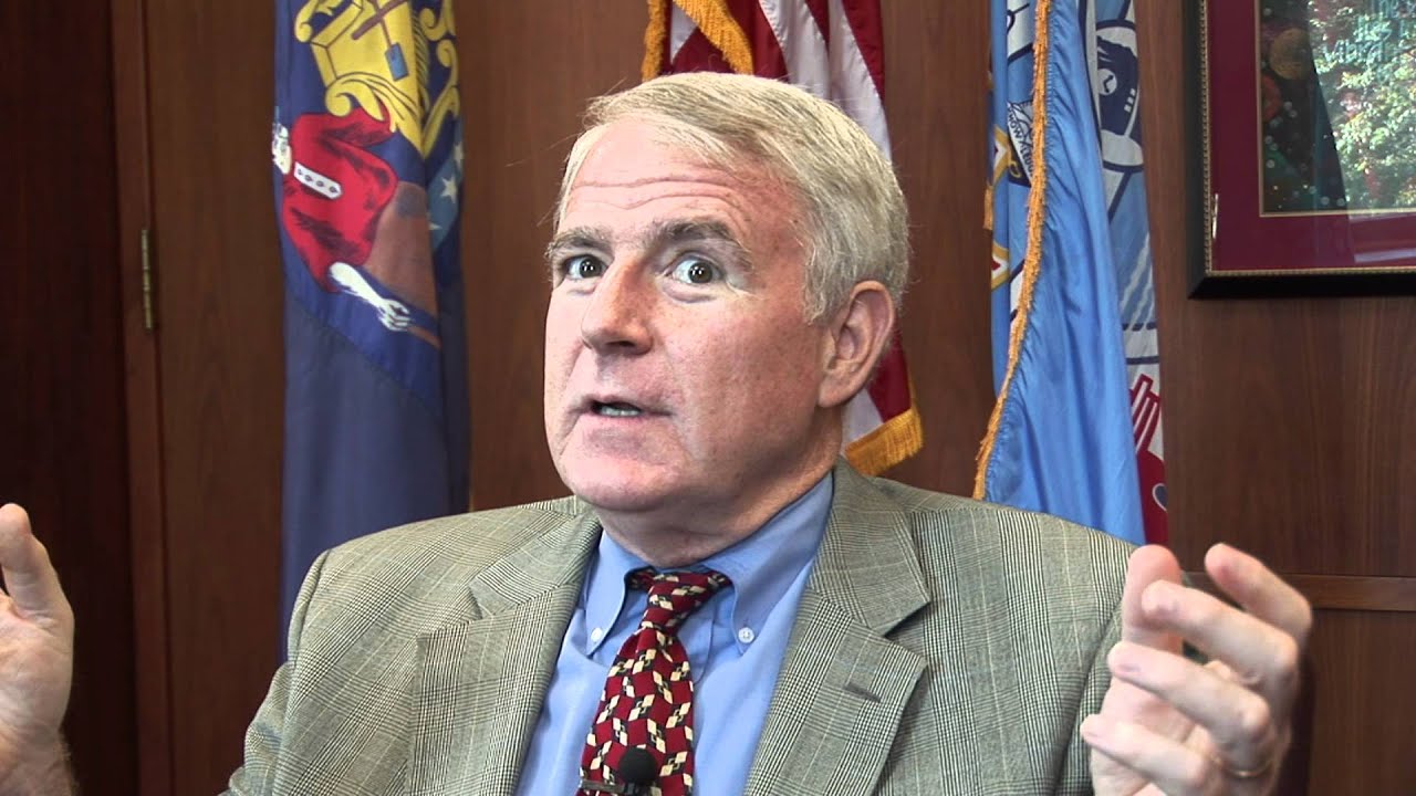 Milwaukee Mayor Tom Barrett Talks Sports, Art & Wisconsin Nice - YouTube