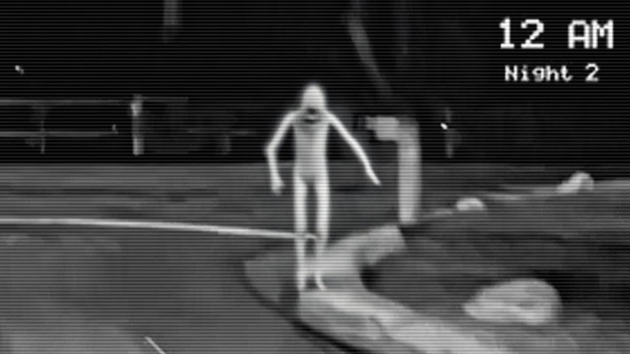 exploring my city at night.. - YouTube