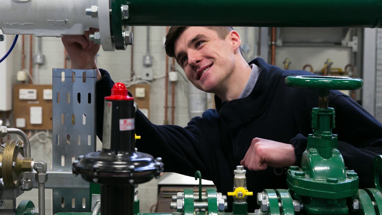 Ervia; Building the backbone of Ireland - YouTube