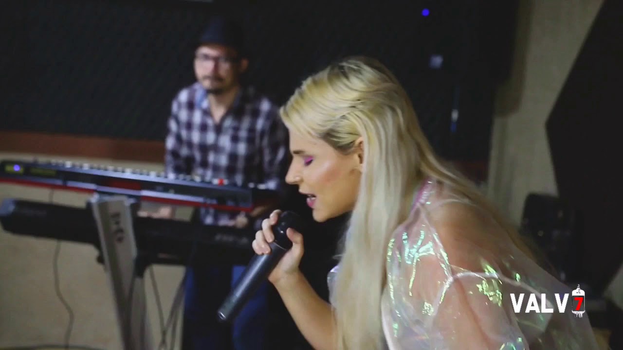 Lady Gaga - Venus (Cover) - YouTube Music