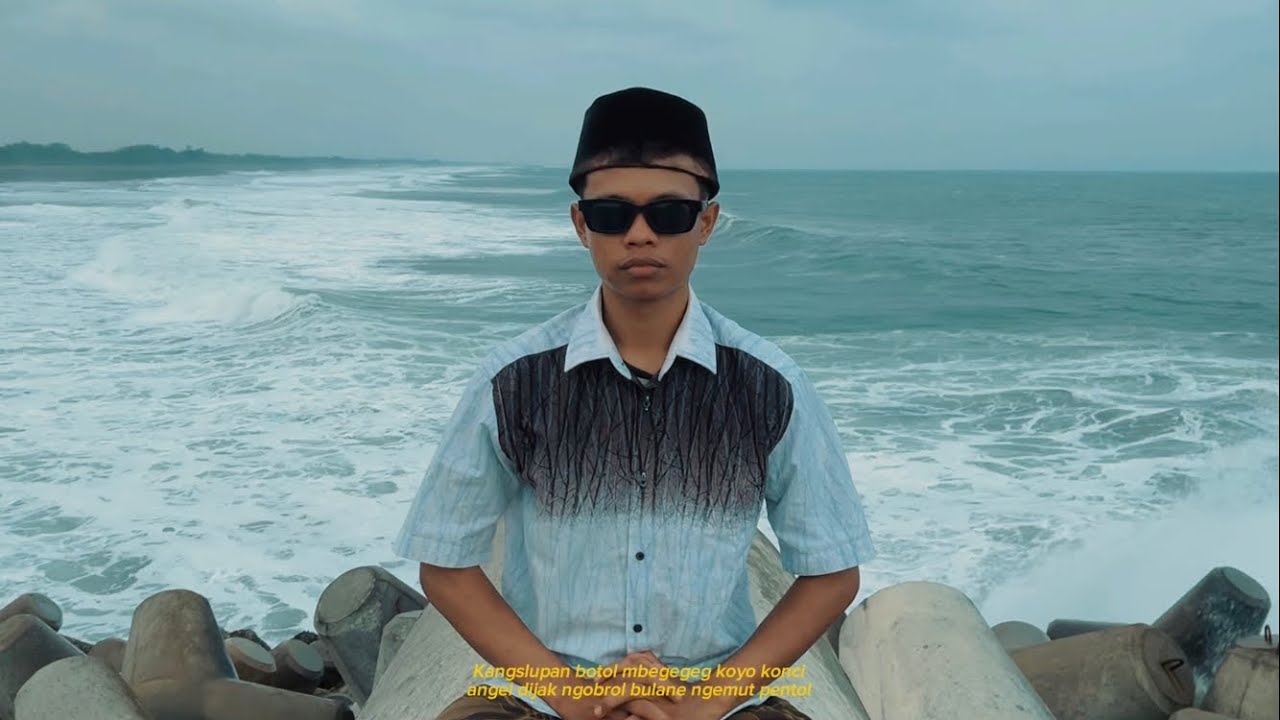 SMLHD - KAPAL OLENG (Official Music Video) - YouTube