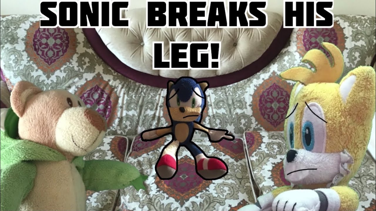 Sonic breaks his leg! - YouTube
