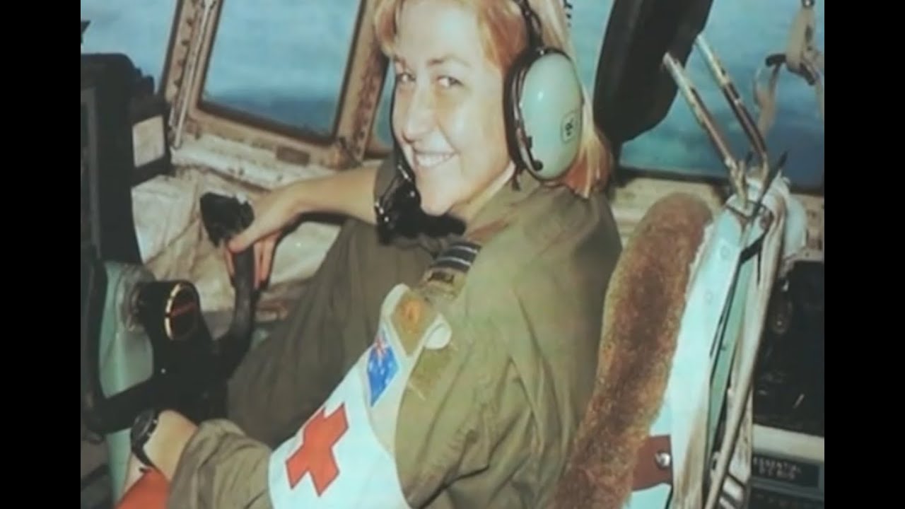 Dr Robyn Yeo, RAAF Medic in Rwanda - YouTube