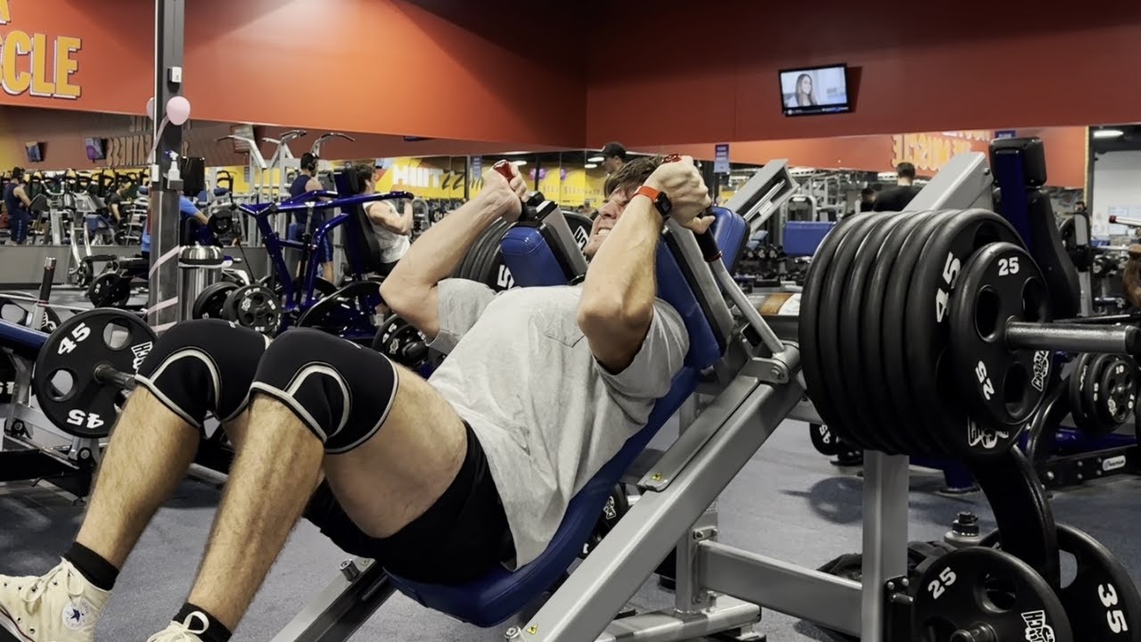 Fall Bulk | Episode 11 | Legs | Making Tom Platz Proud - YouTube