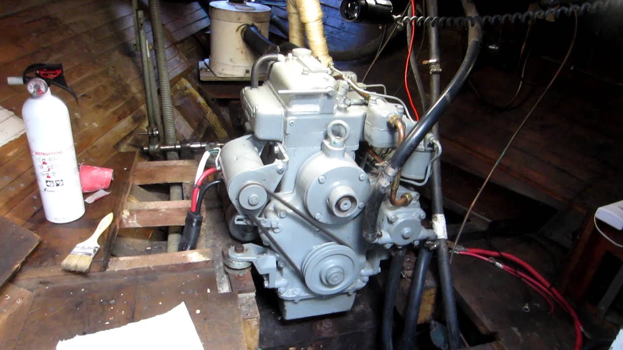 Albin AD-2: 2-cylinder diesel motor - YouTube