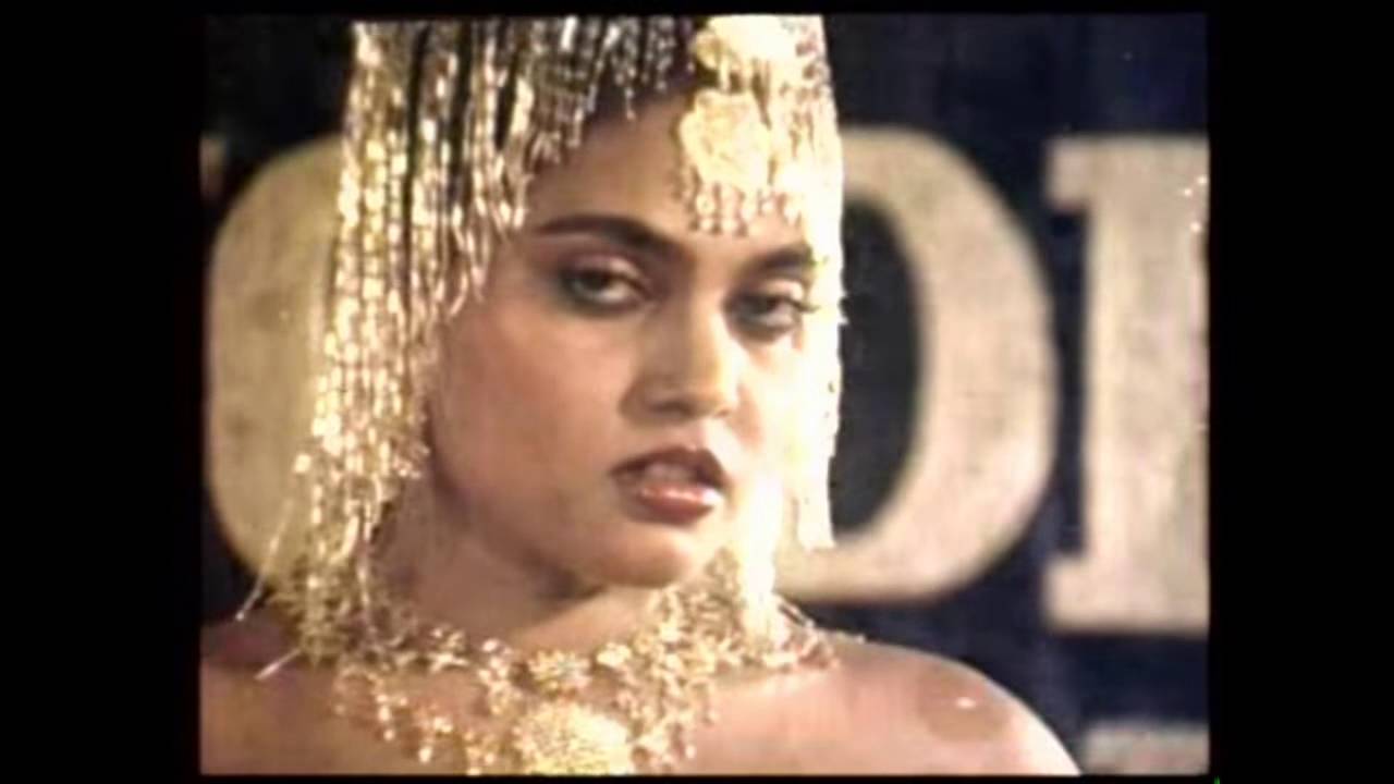 Photo Shoot of Silk Smitha - YouTube