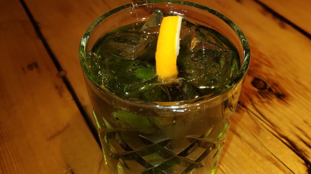 Green Negroni. Happy Saint Patrick's day. #curnelthebartender #jamaica ...