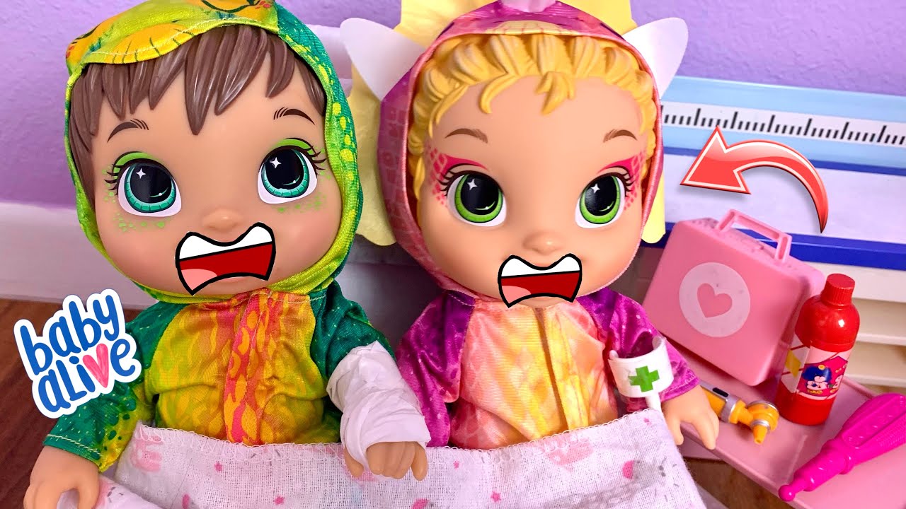 Baby Alive Dinosaurs go to the hospital in Ambulance! 😰 - YouTube
