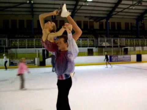 Diana Entwistle & John Fisher, ice dance lifts 2 - YouTube