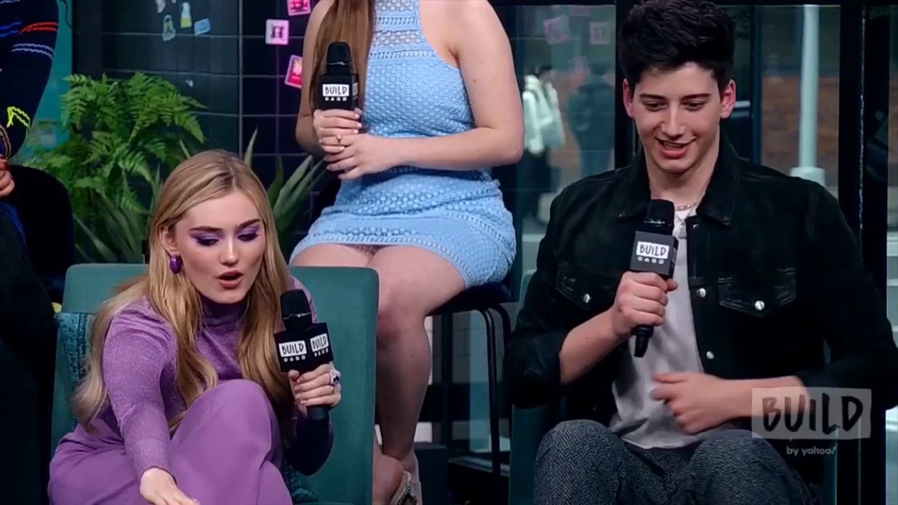 Meg and milo cute moments 💖 - YouTube