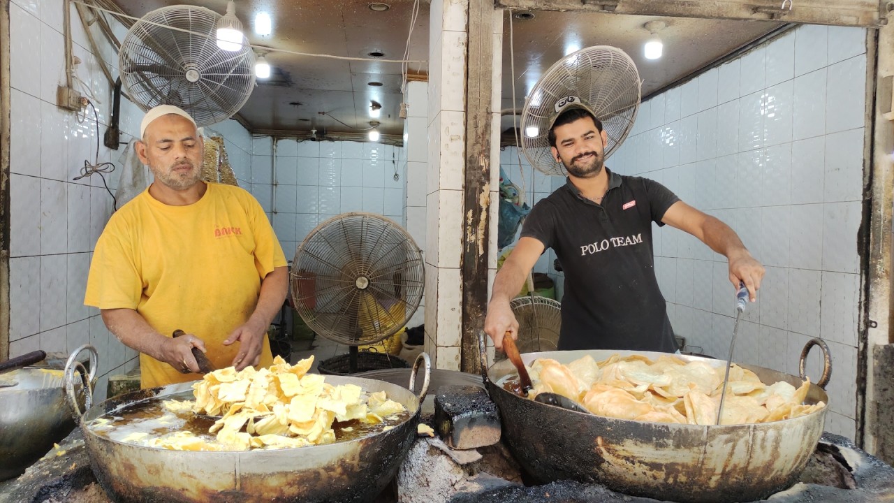 PAPU PAPDI and Gathiya | Famous Papu Papri and Gathiya Making Skills ...