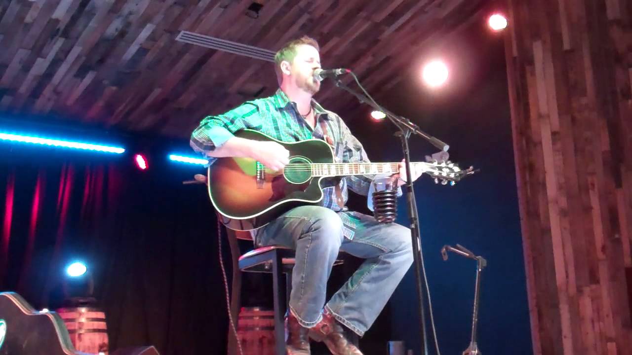 Don Vickers - "39 Going On 63" live @ Toby Keith's Bar & Grill Houston ...