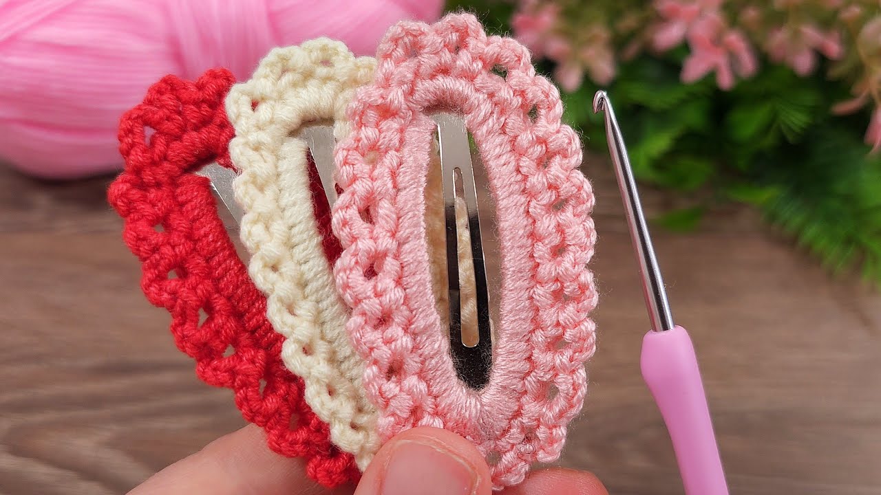Very sweet ** easy to crochet buckle #crochet #knitting #tunisian - YouTube
