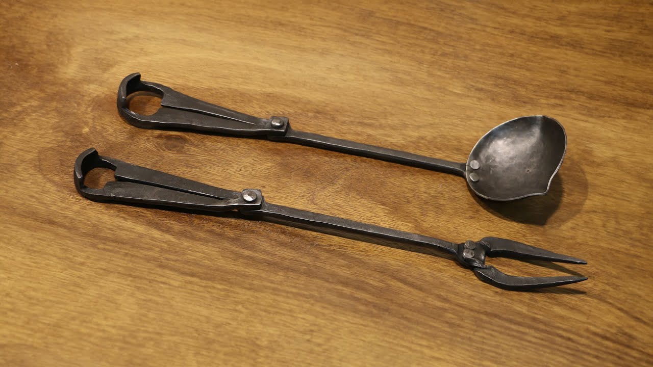 Making a ladle and fork. #diy #blacksmith #handmade #forgewelding # ...