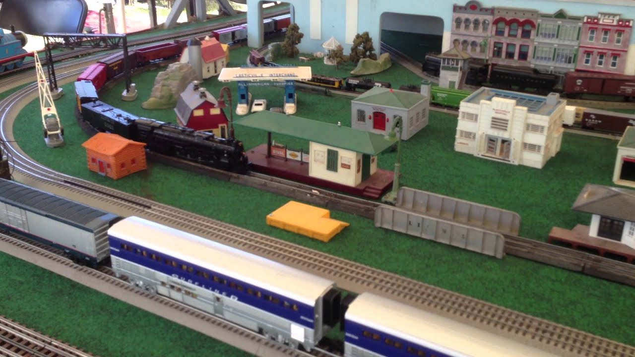 TRAIN MODELS (1 of 2) Amtrak, Santa Fe, Budweiser beer train at ...