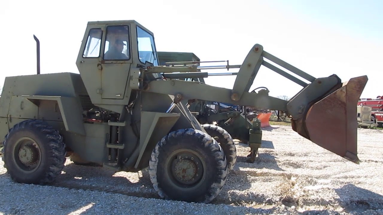 GovDeals: 1982 Case Frontend Loader - YouTube