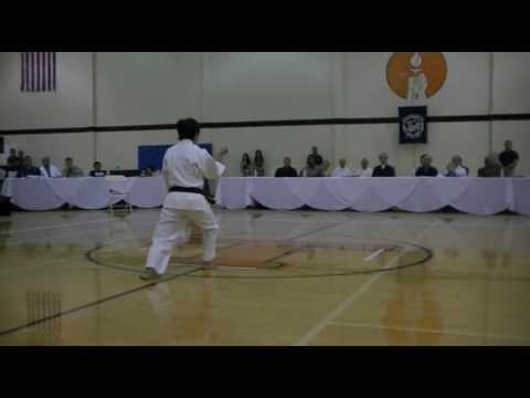 Ohshima Shotokan Karate Jion Kata Demonstration 2009 Nisei Week ...