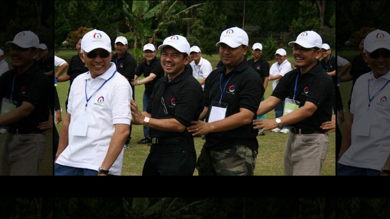 Outbound | ALAMANDA INDONESIA | Rafting Bogor Cisadane - YouTube