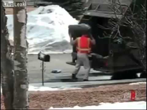 Garbage man freak out - YouTube