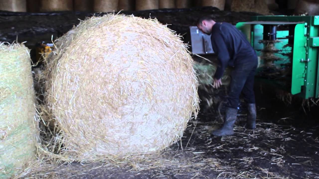 11 Cut and unwrap your round bale first - YouTube
