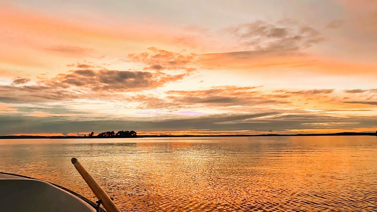 Relaxing boat trip on the lake Vättern, Sweden 4K | Bootsfahrt auf dem ...
