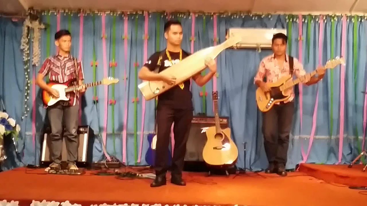 Sape ft. Modern instruments(Leleng) - YouTube