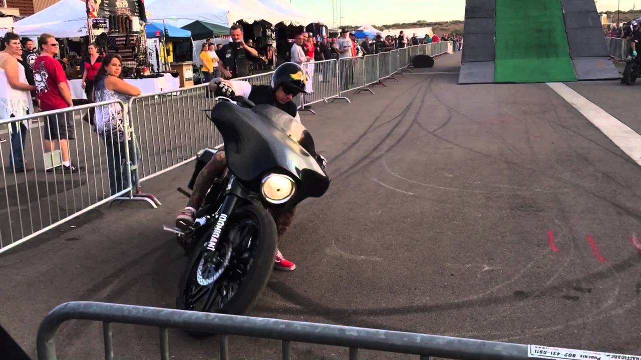 Bagger STUNT LYFE!!! - YouTube